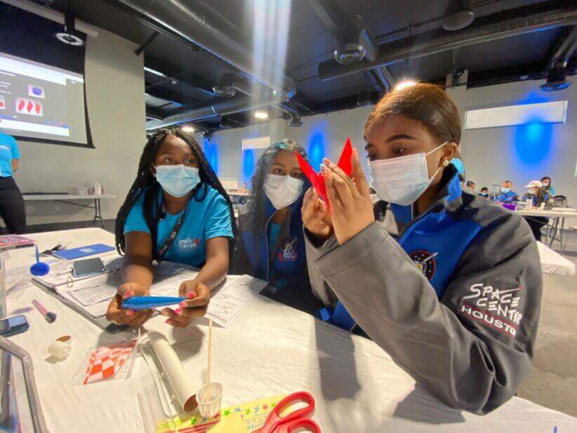 From Machu Picchu to Mars: 14 Peruvian girls train with NASA in science ...