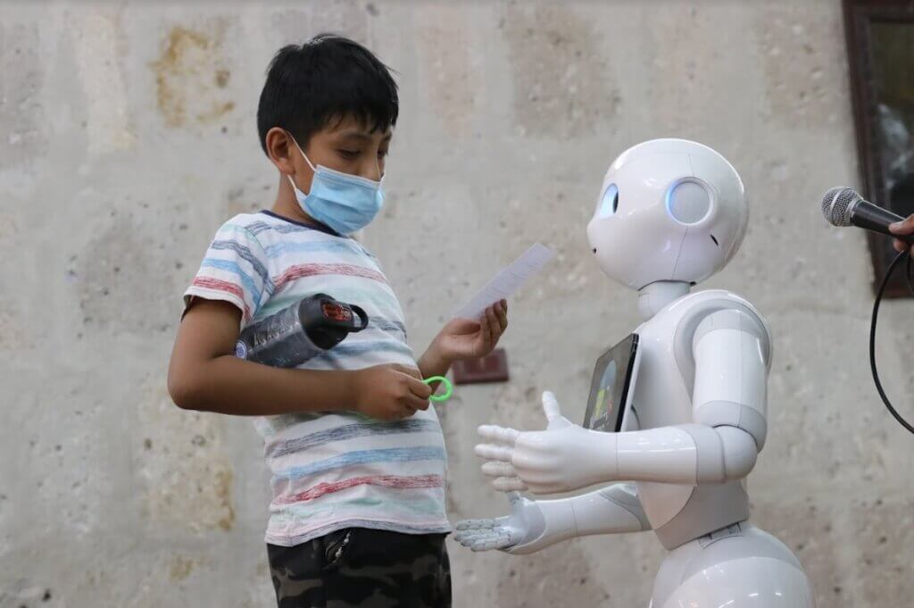 Meet Pablo Bot, the first robot tour guide from Peru